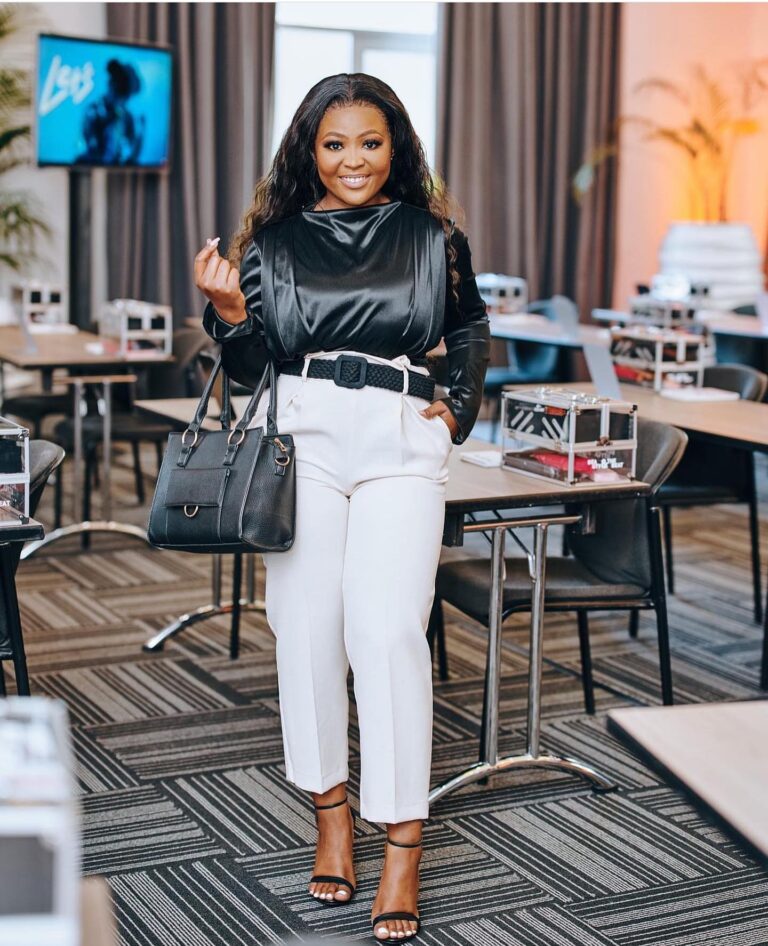 28 PHOTOS Cool Summer Outfits for Laid-Back Days (23) – Fashion ideas